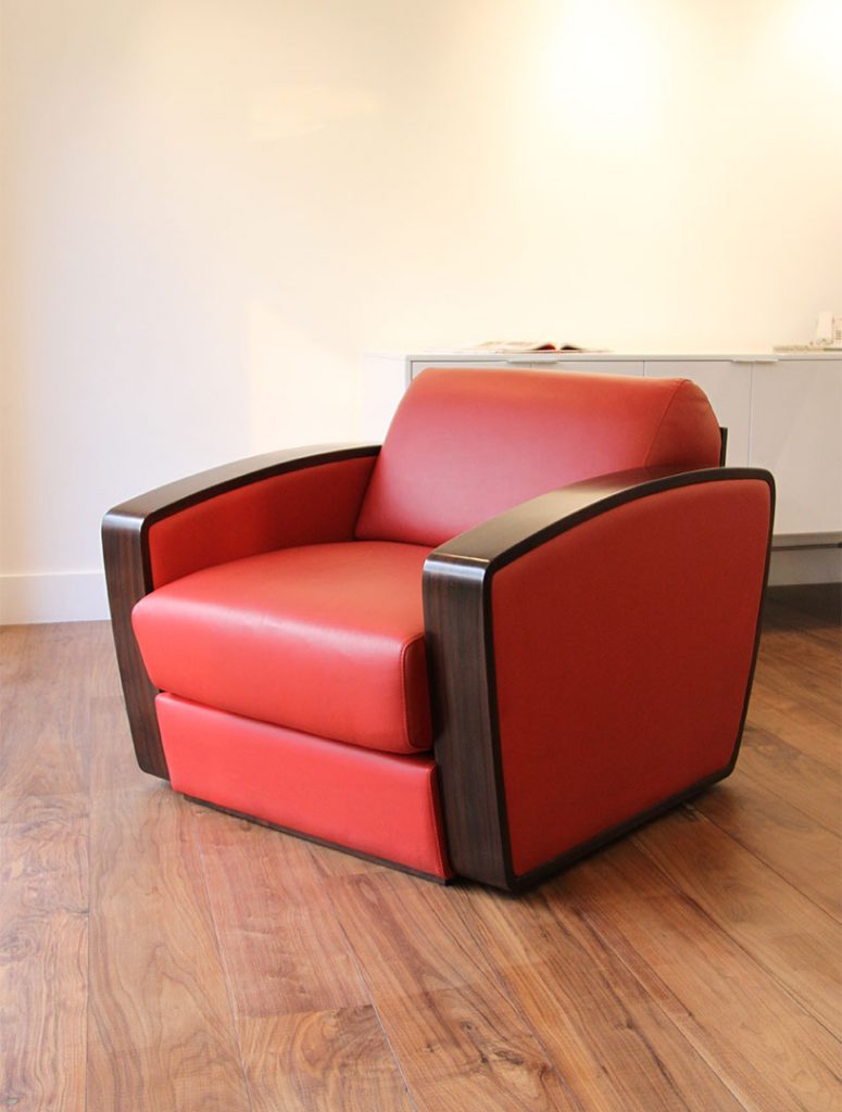 LOLA, Poltrona en madera de palisandro y cuero - Aitkenstudio